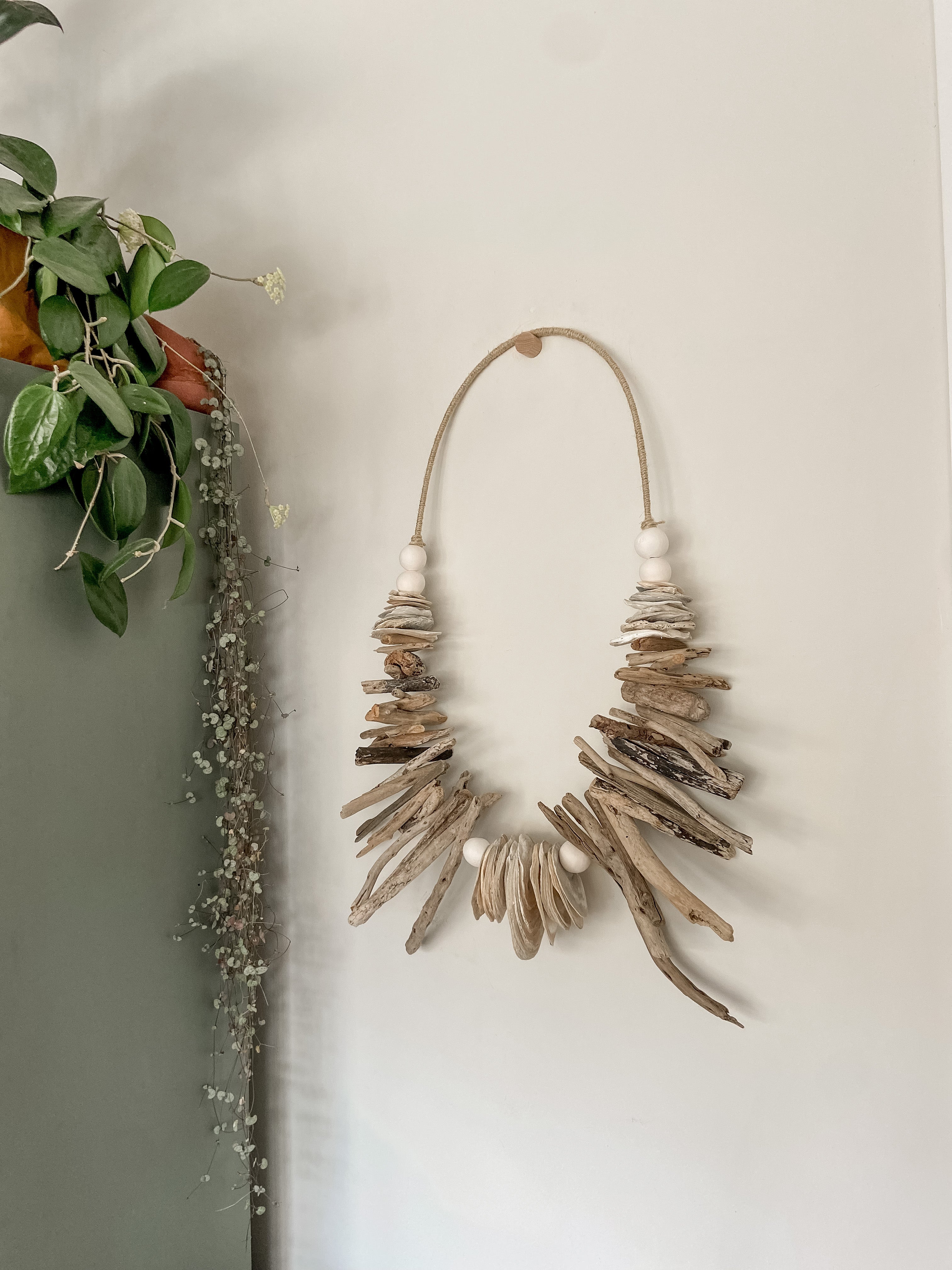 Oyster Driftwood Wall Hanging - Drifters Coastal Hangs